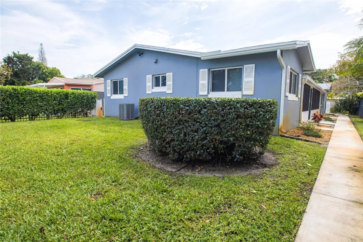2432 Sherman Street, Hollywood, FL 33020 Property for sale