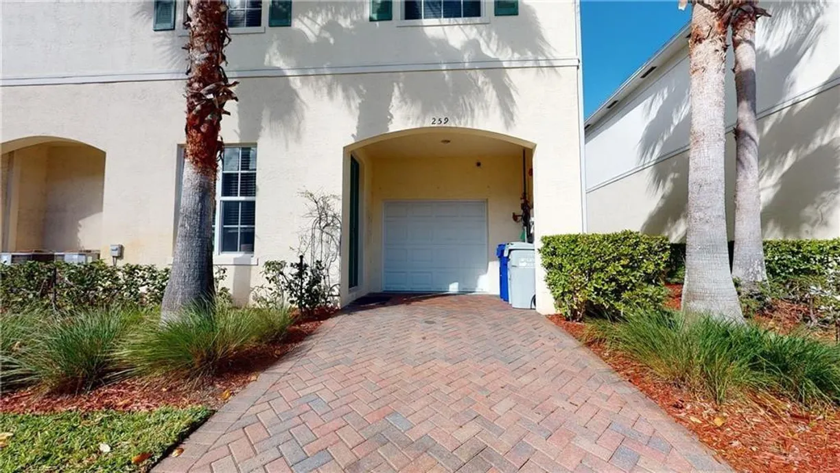 259 SW 7th Street #259, Pompano Beach, FL 33060 Property for sale