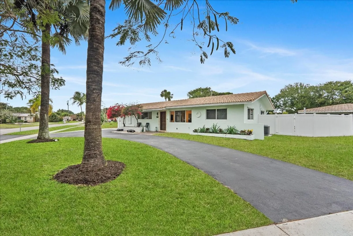 1257 NW 5th Street, Boca Raton, FL 33486 Property for sale