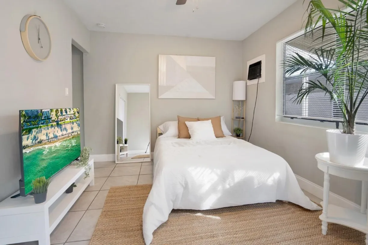 1101 SW 24th Avenue #3, Fort Lauderdale, FL 33312 Property for rent