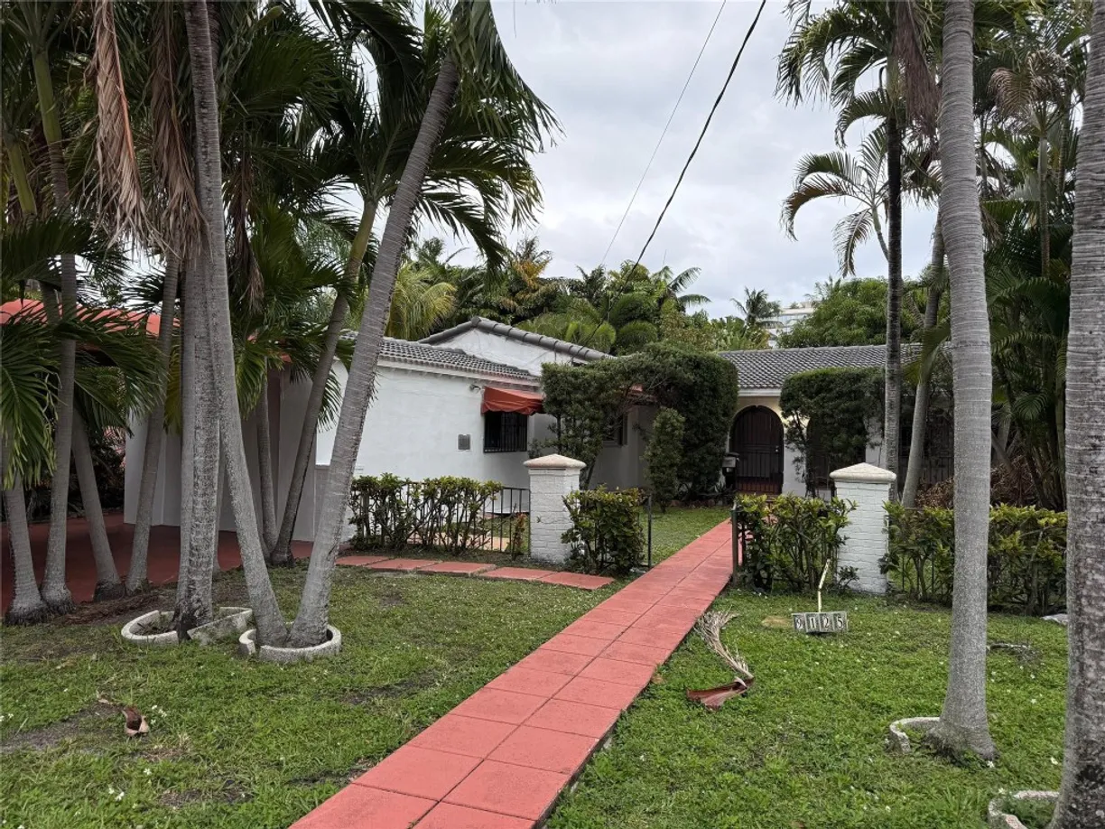 9125 Byron Avenue, Surfside, FL 33154 Property for rent