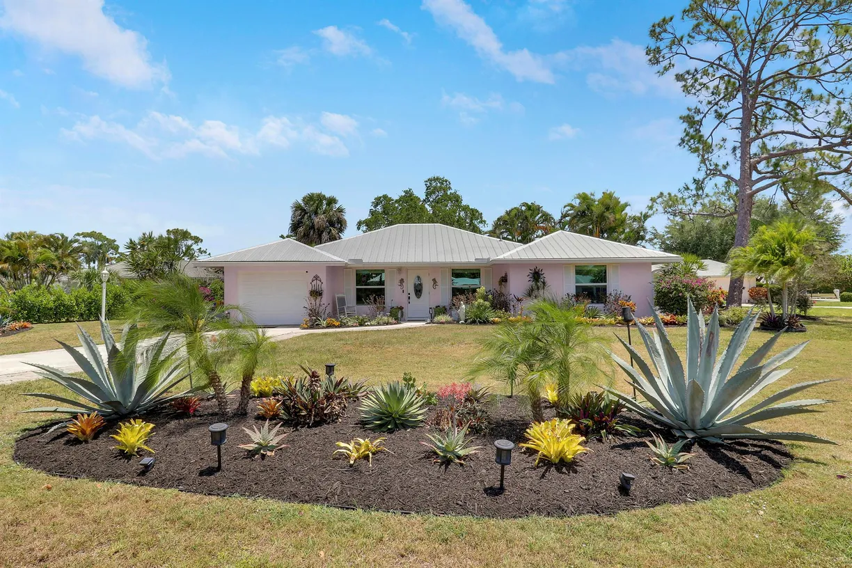 18315 SE Courtview Circle, Tequesta, FL 33469 Property for sale