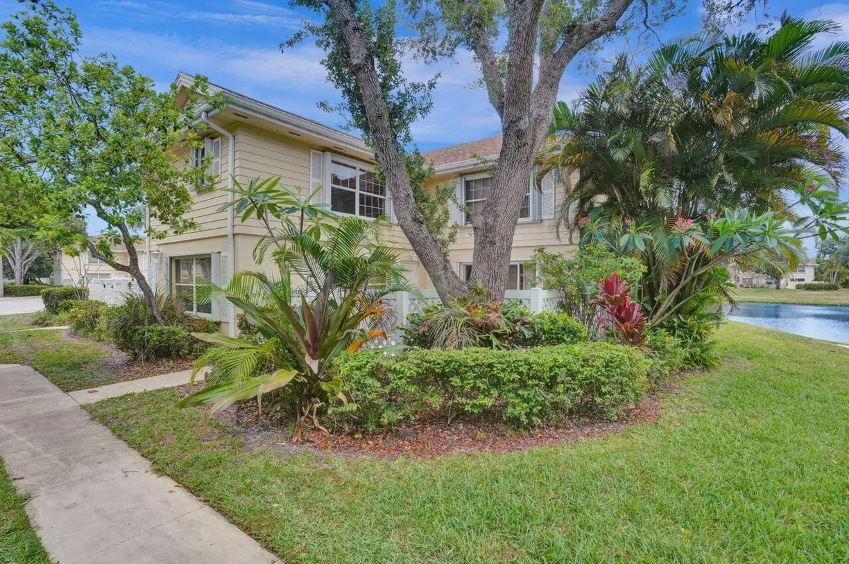 8155 Chelsea Court #55a, Lake Clarke Shores, FL 33406 Property for sale