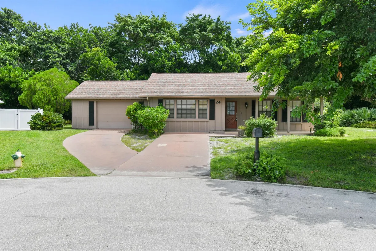 24 Russell Street, Tequesta, FL 33469 Property for sale