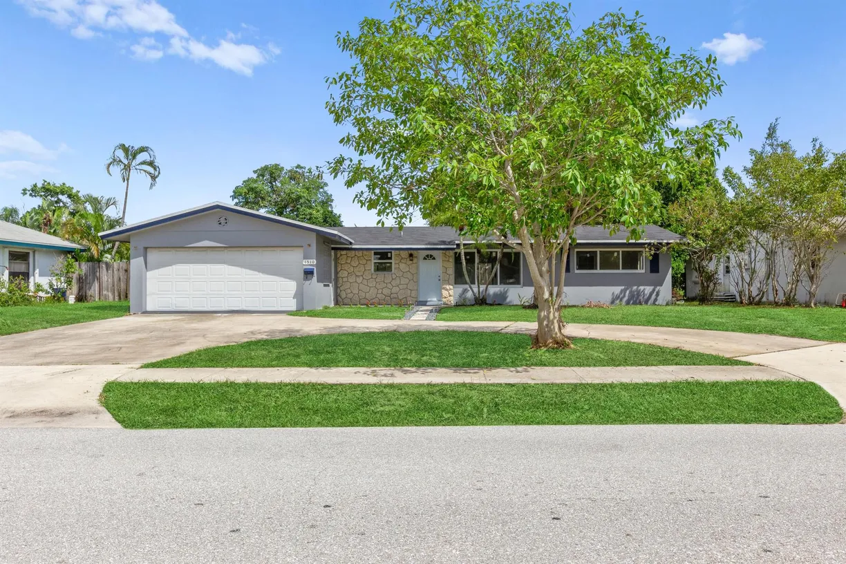 1510 SW 2nd Street, Boynton Beach, FL 33435 Property for sale