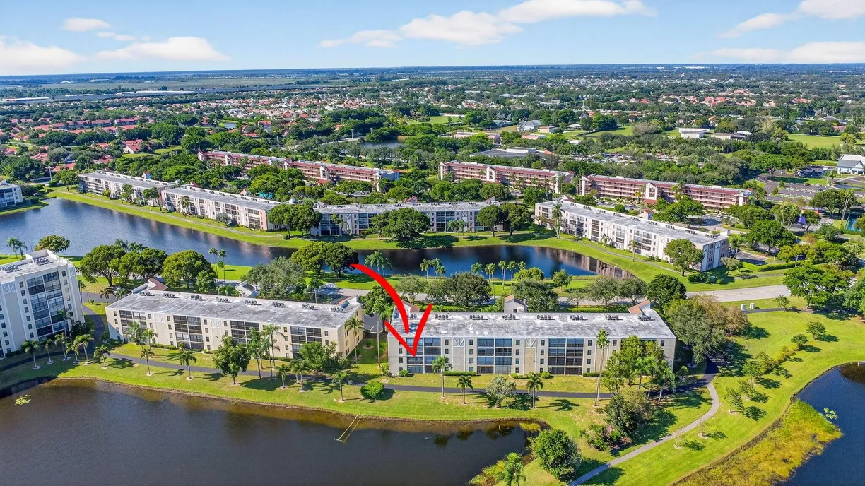 7270 Ashford Place #208, Delray Beach, FL 33446 Property for sale