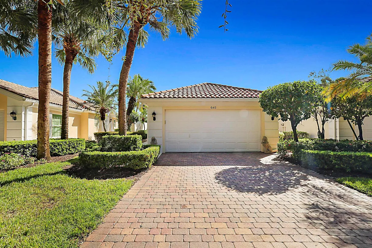 645 Hudson Bay Drive, Palm Beach Gardens, FL 33410 Property for sale