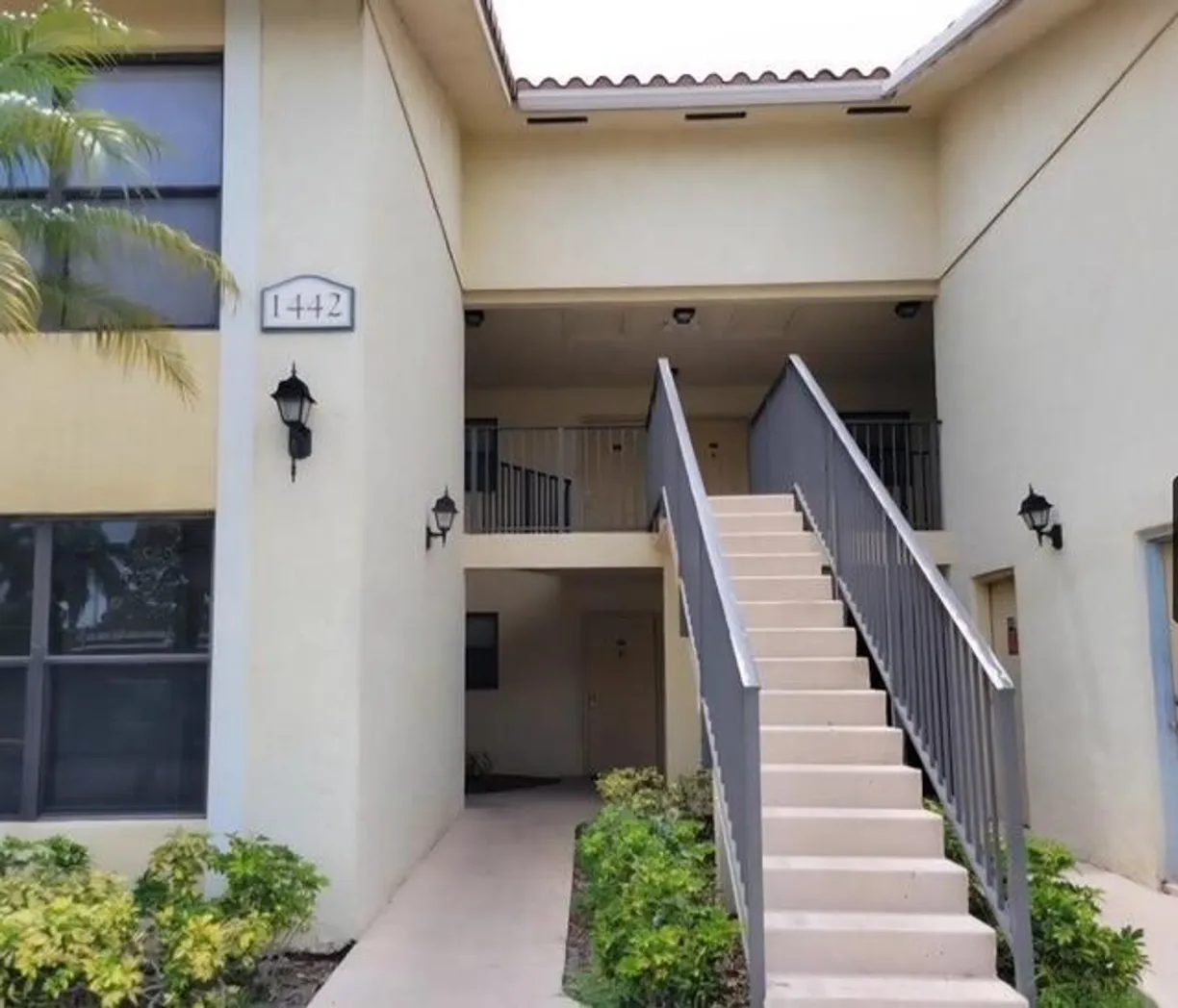 1442 E Lake Crystal Drive E #E, West Palm Beach, FL 33411 Property for sale