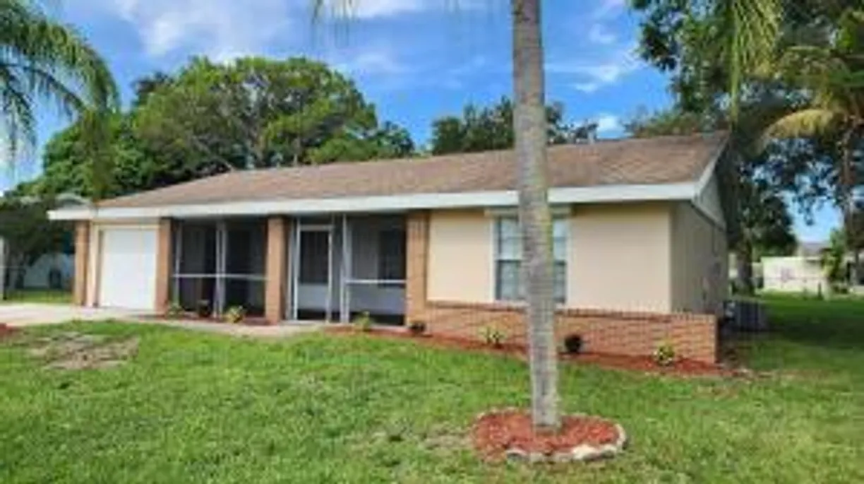 342 NE Surrey Street, Port St Lucie, FL 34983 Property for rent