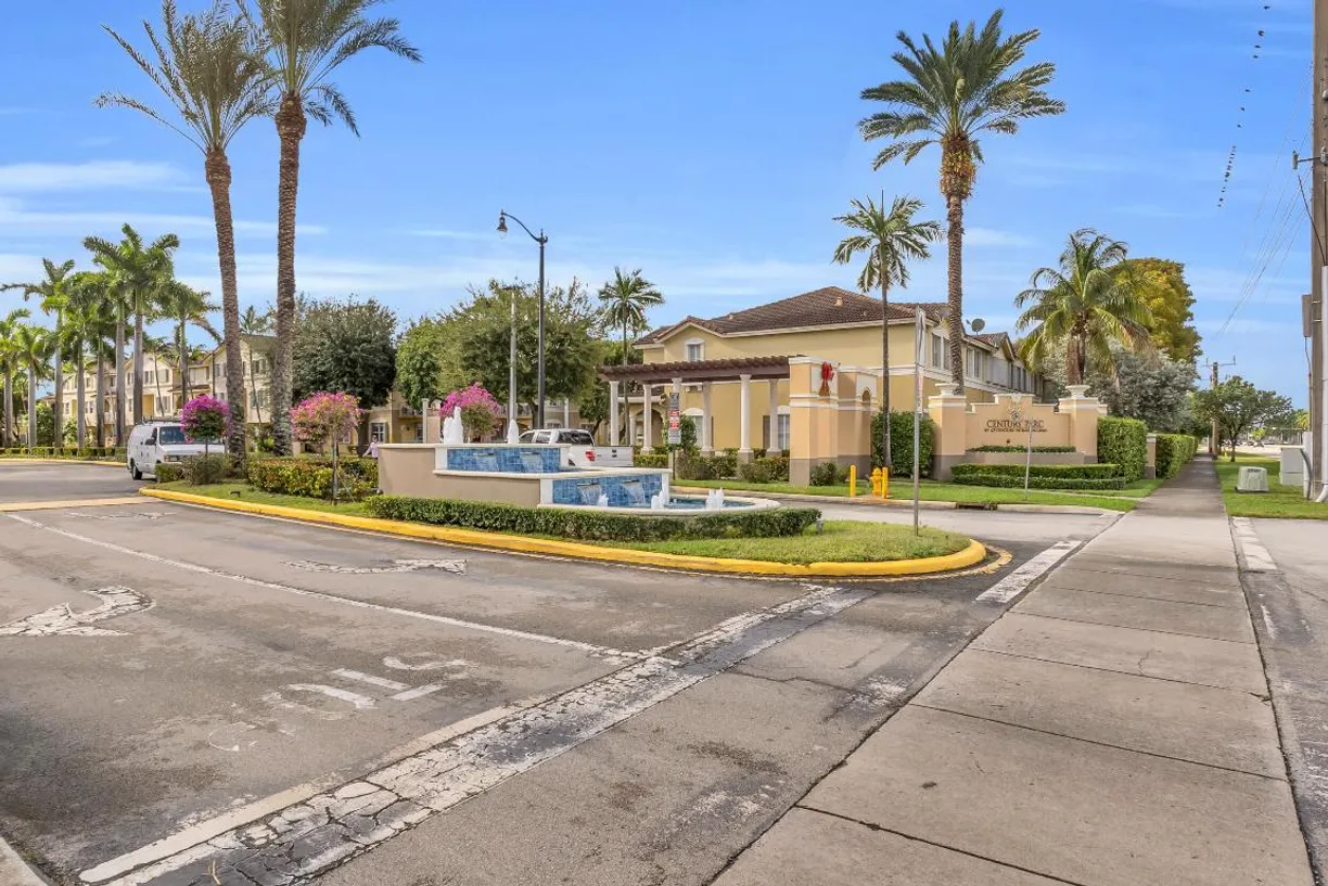 8970 W Flagler #208, Miami, FL 33174 Property for rent