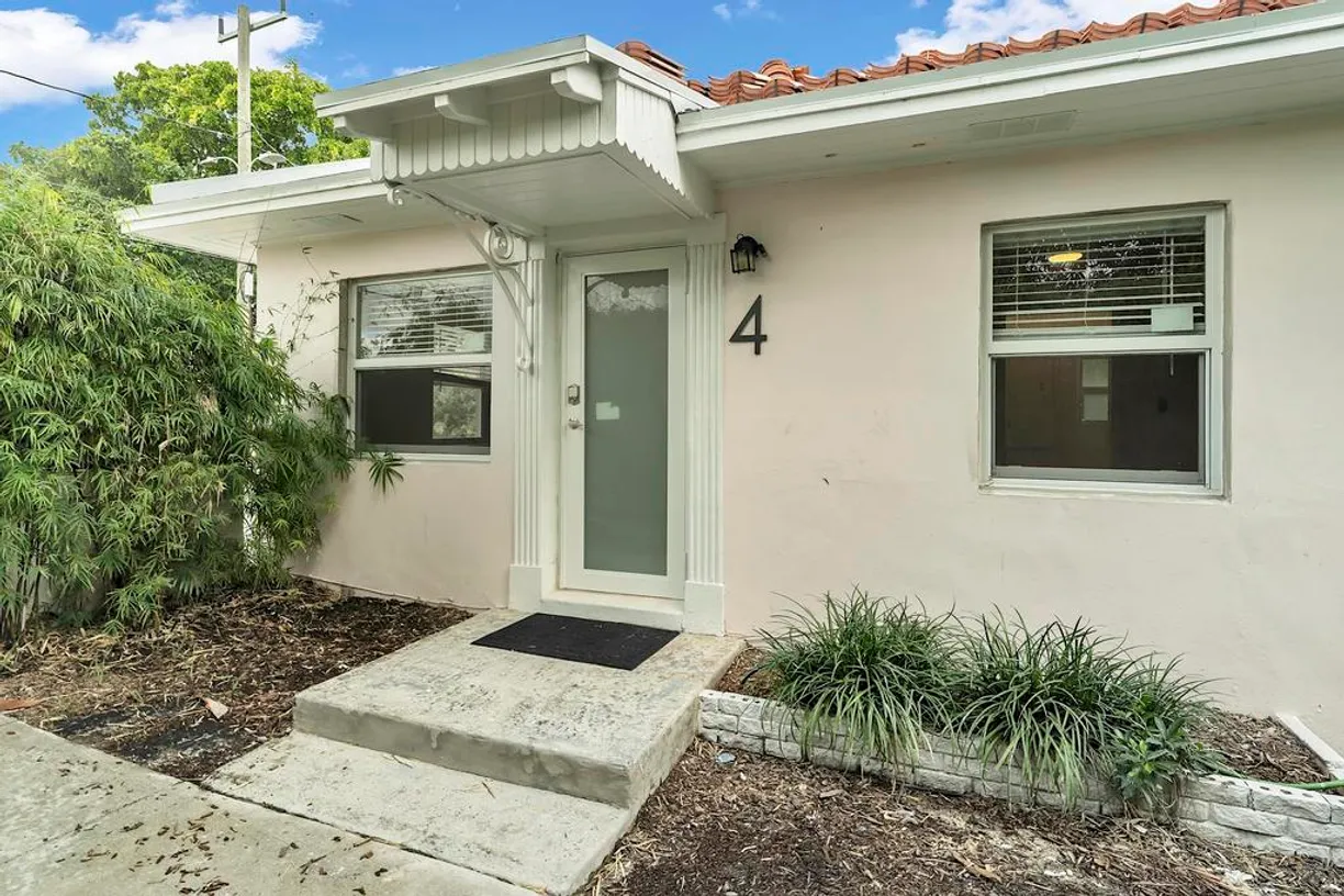 17 S Ocean Breeze #4, Lake Worth Beach, FL 33460 Property for rent