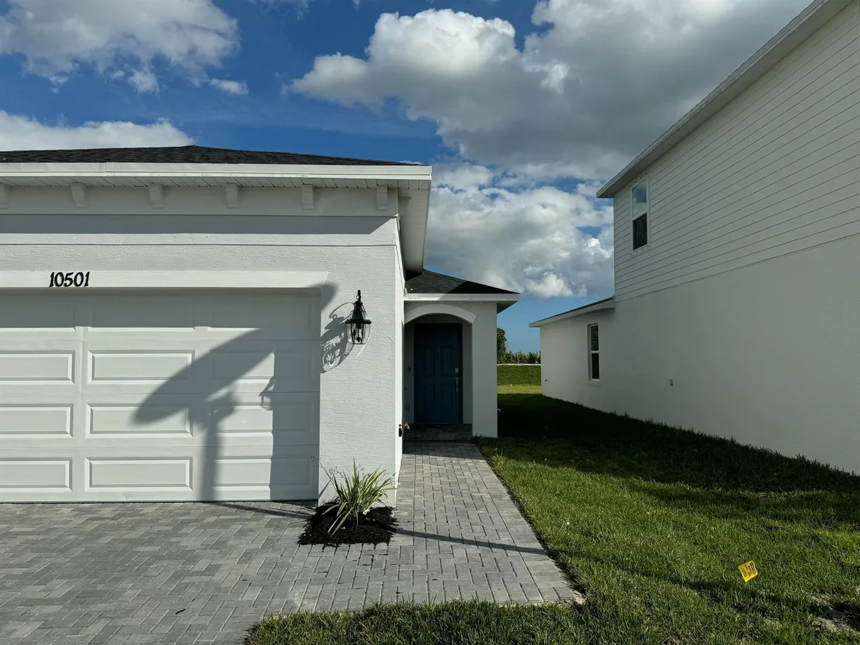 10501 NW Suncrest Lp, Port St Lucie, FL 34987 Property for rent