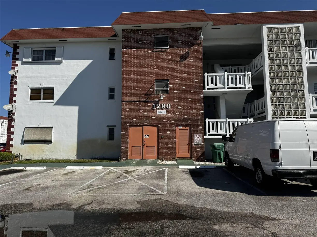 1280 NW 43rd #107, Lauderhill, FL 33313 Property for sale