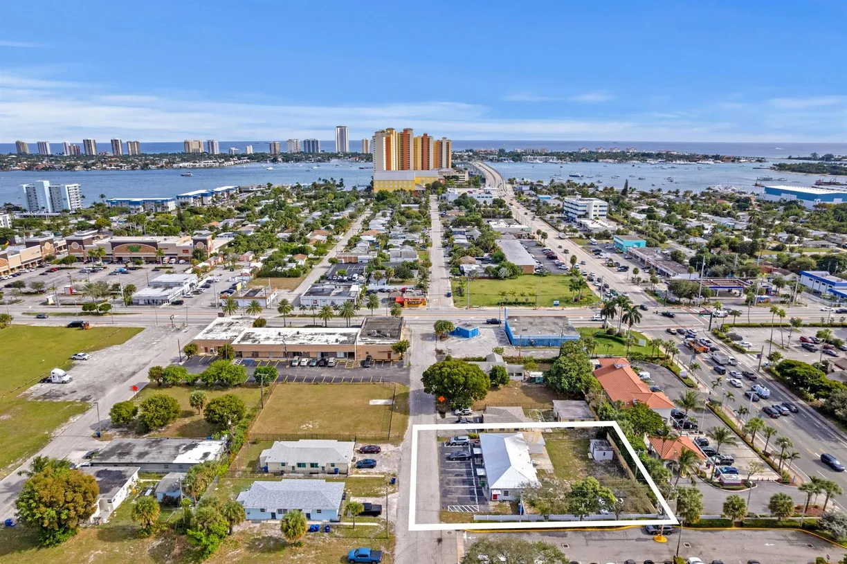 49 W 27th, Riviera Beach, FL 33404 Property for sale