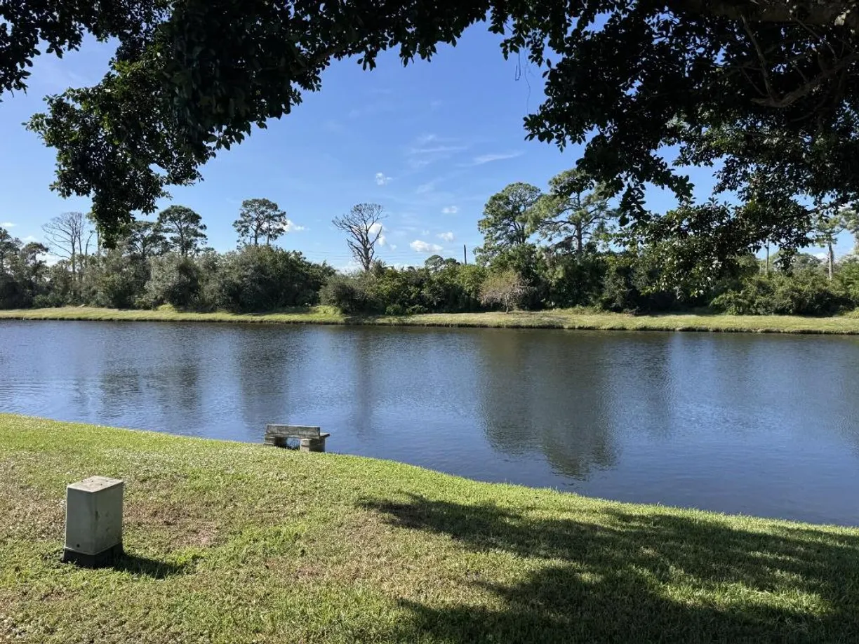 19 La Viilla, Fort Pierce, FL 34951 Property for sale