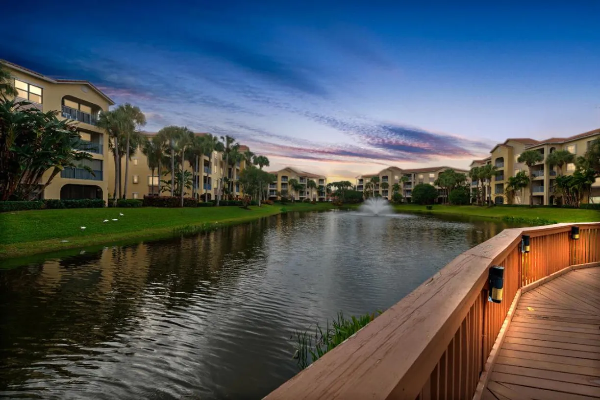 300 Uno Lago Drive #405, Juno Beach, FL 33408 Property for sale