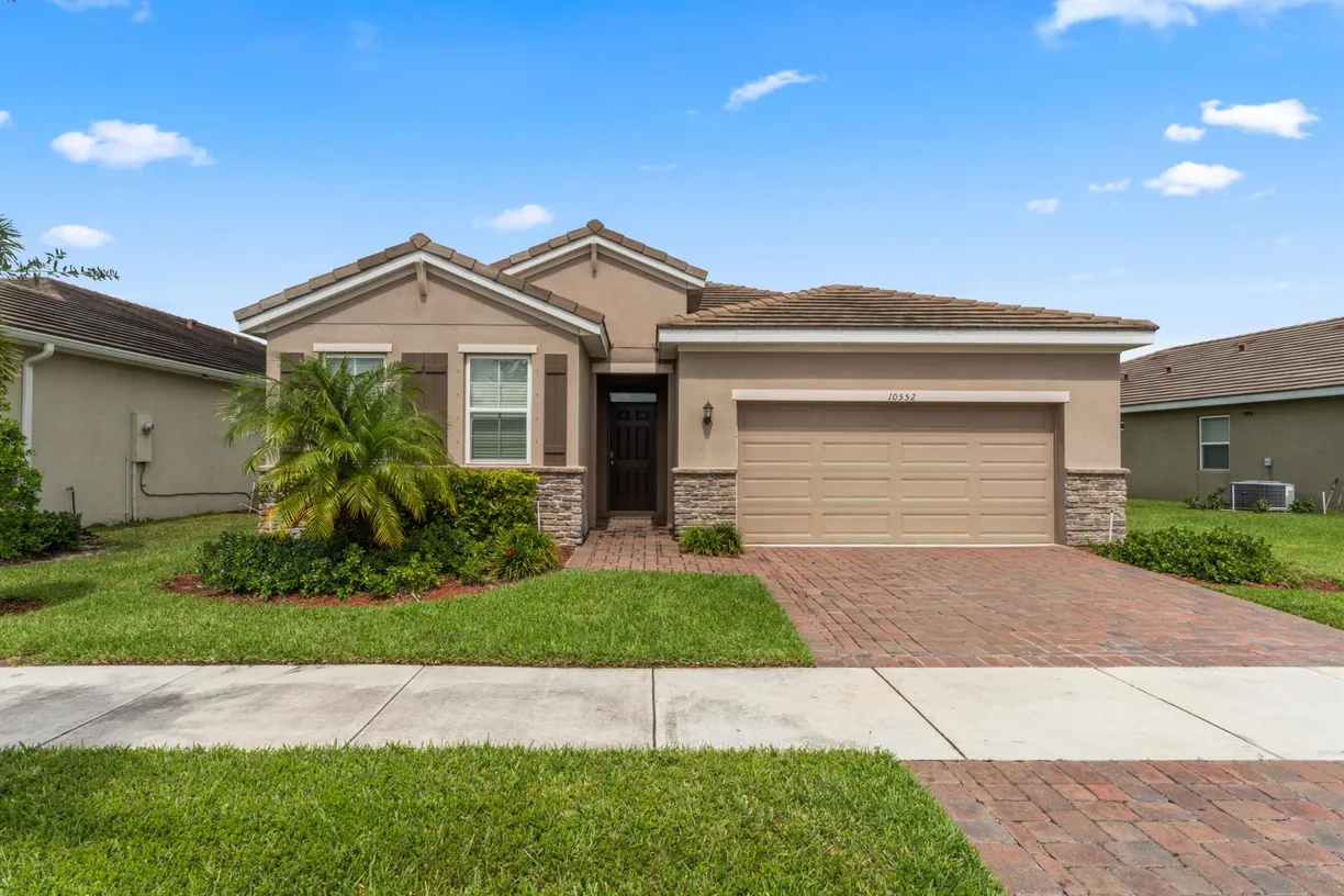 10552 SW Toren Way, Port St Lucie, FL 34987 Property for sale