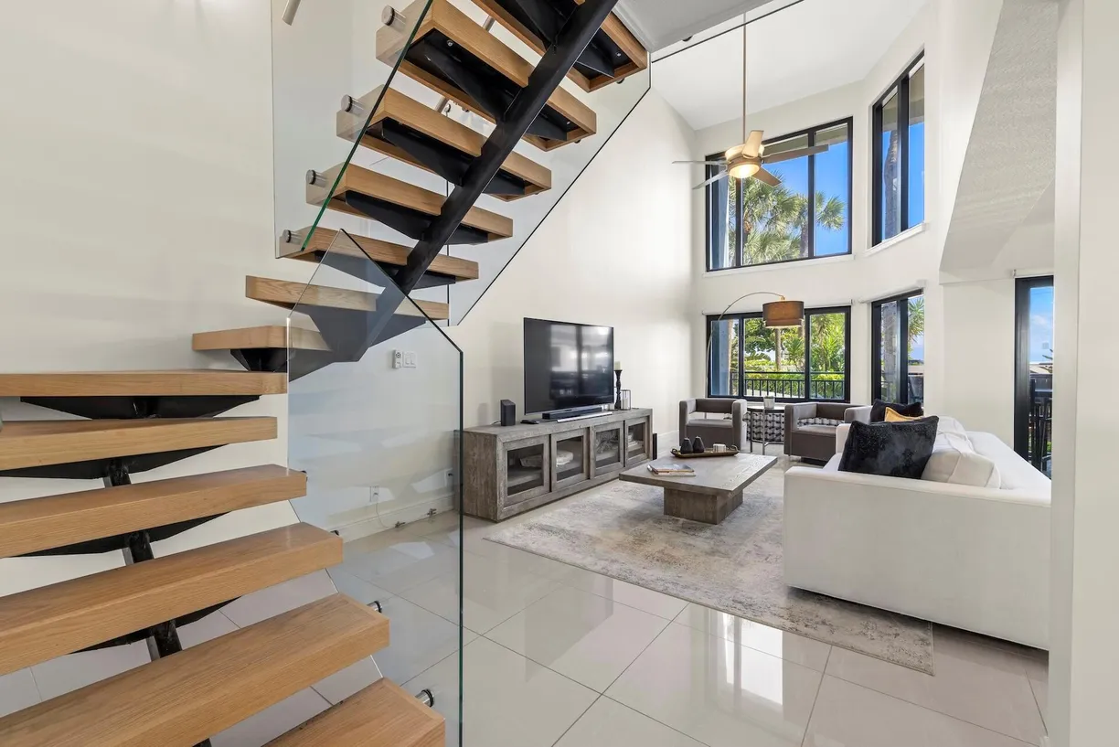 665 SE 21st Avenue #104, Deerfield Beach, FL 33441 Property for sale