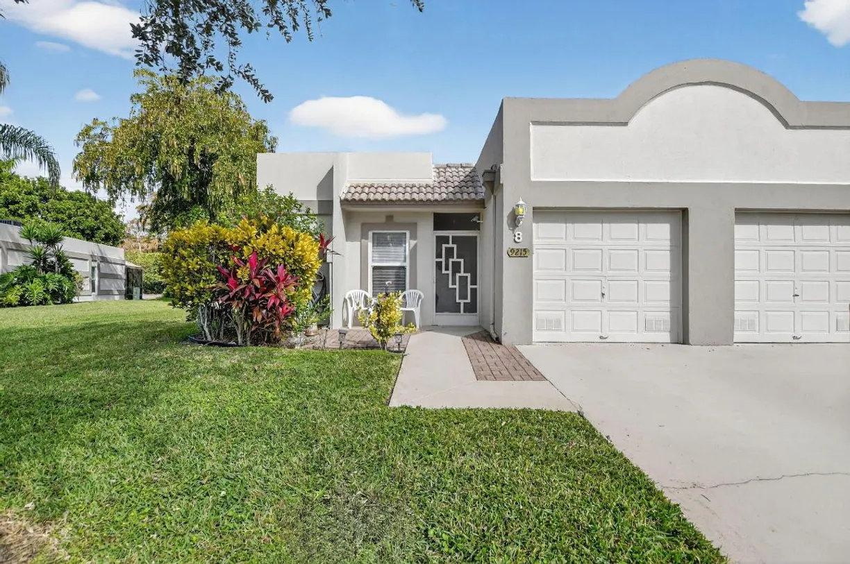 9215 Flynn Circle #8, Boca Raton, FL 33496 Property for sale