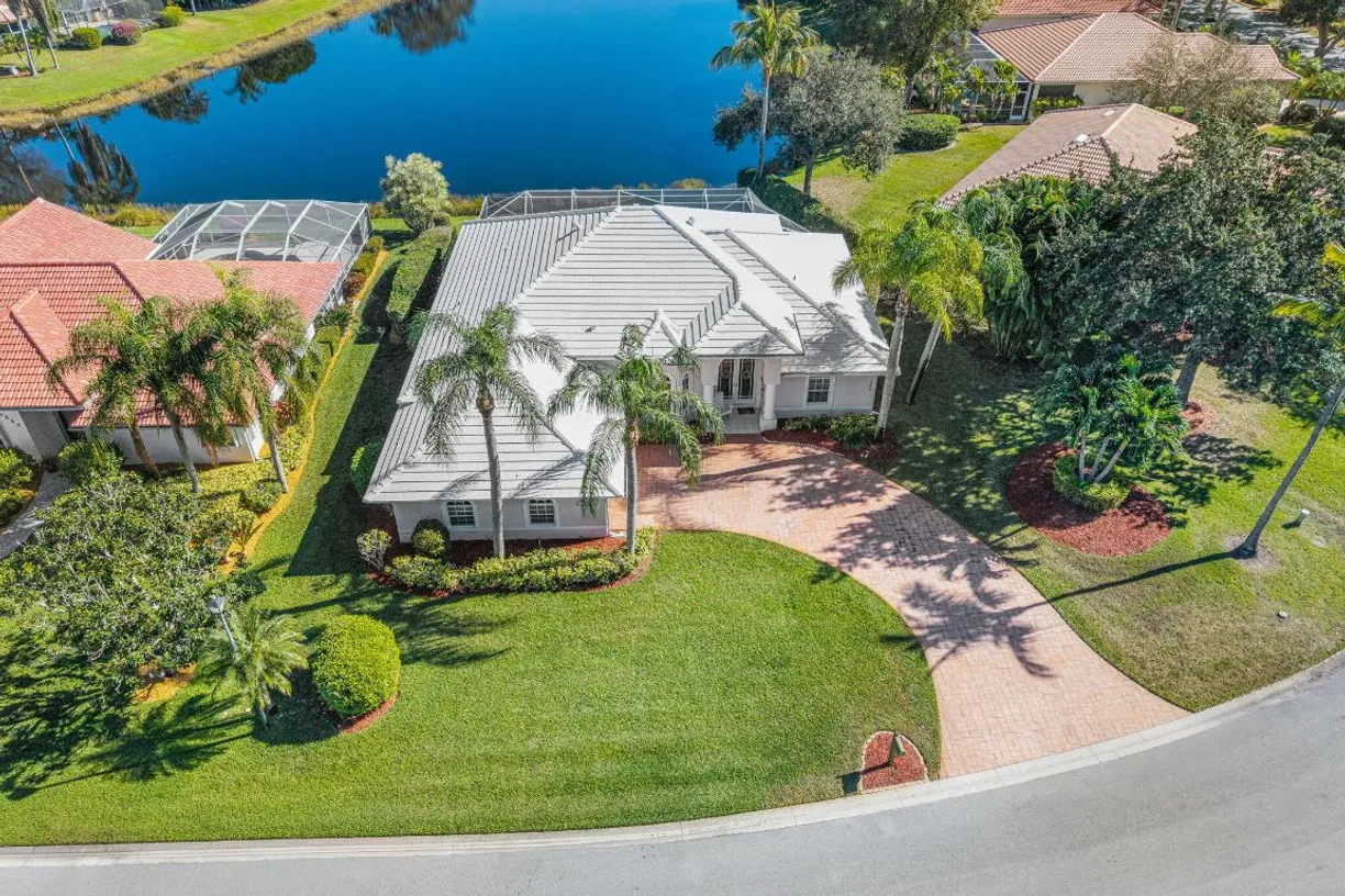 1542 SW Mockingbird Circle, Port St Lucie, FL 34986 Property for sale