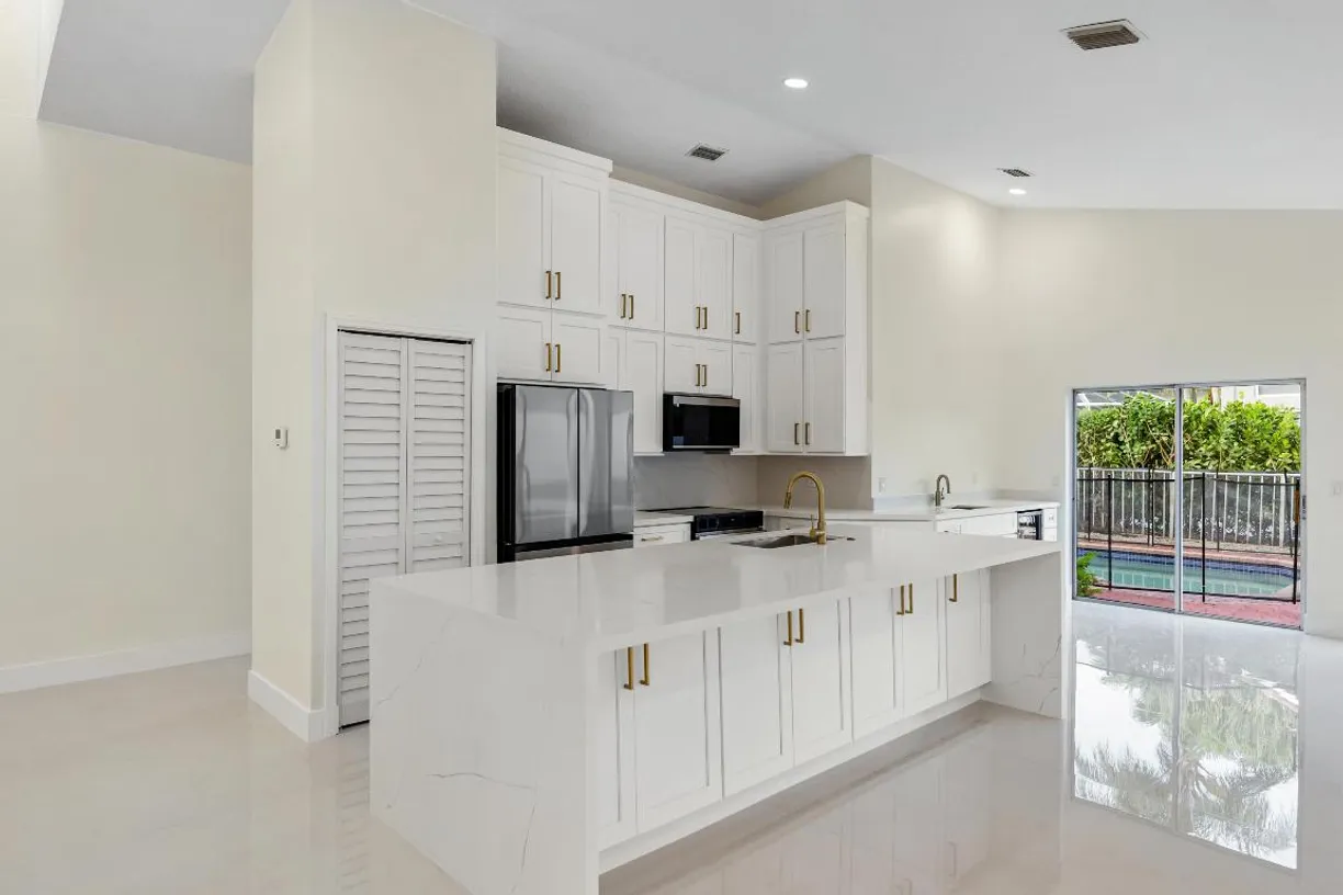 17277 Hampton Boulevard, Boca Raton, FL 33496 Property for sale