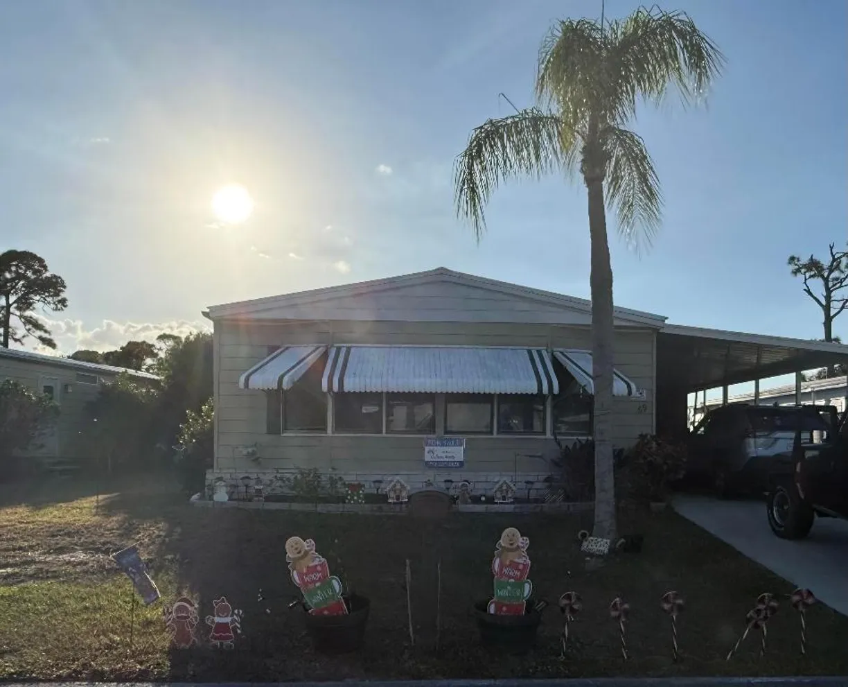 69 Las Casitas, Fort Pierce, FL 34951 Property for sale