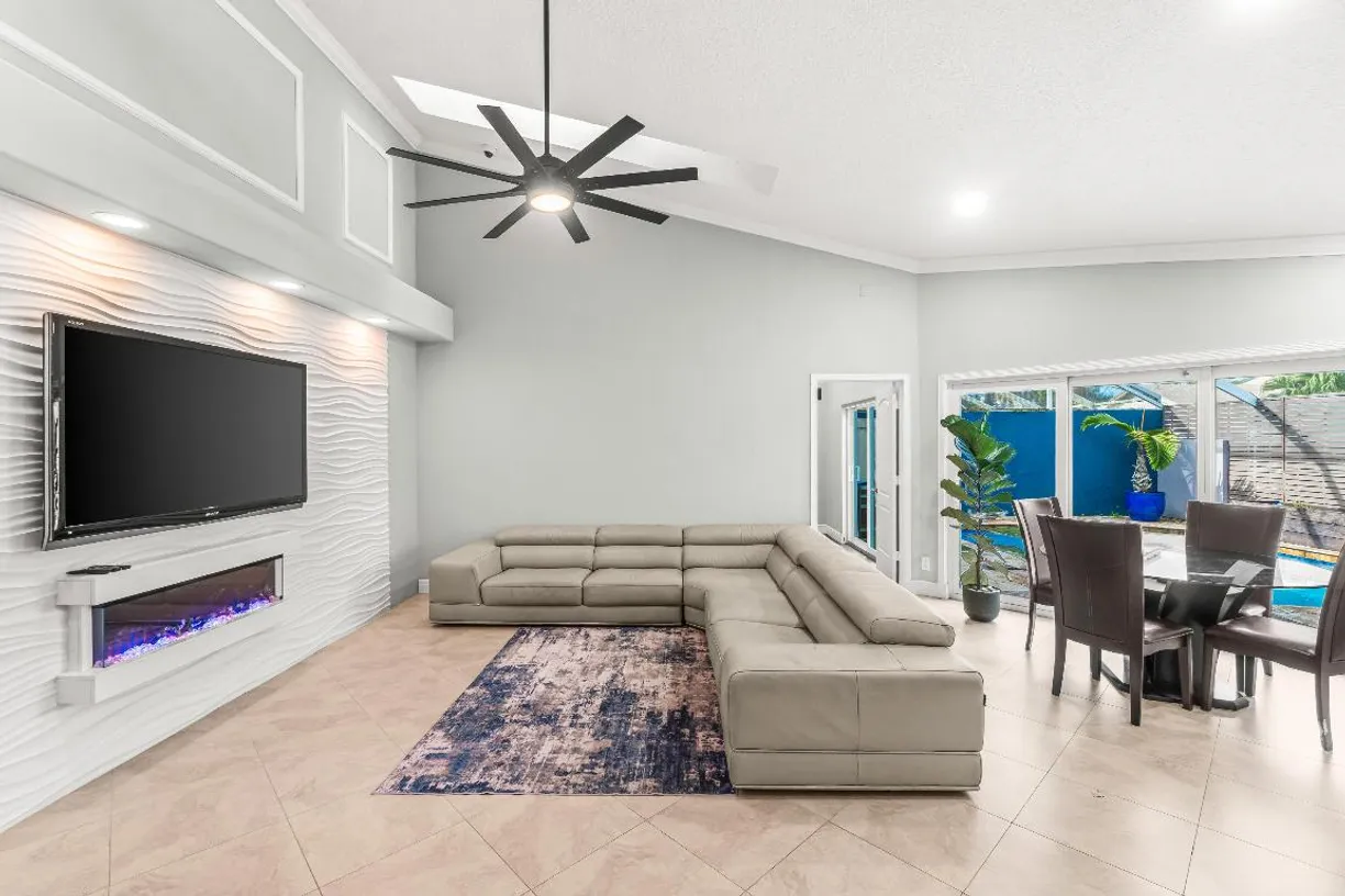 9388 Boca Gardens #B, Boca Raton, FL 33496 Property for sale