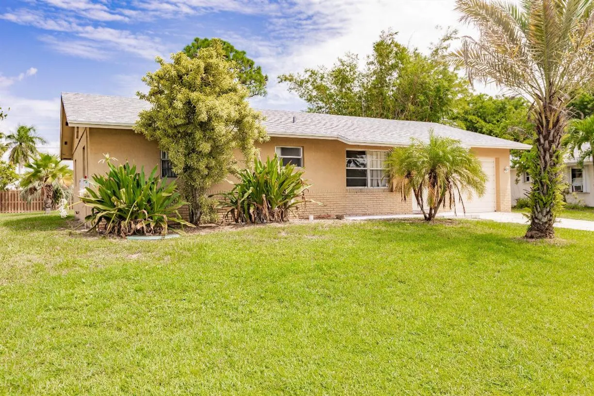 761 SE Browning Avenue, Port St Lucie, FL 34983 Property for rent