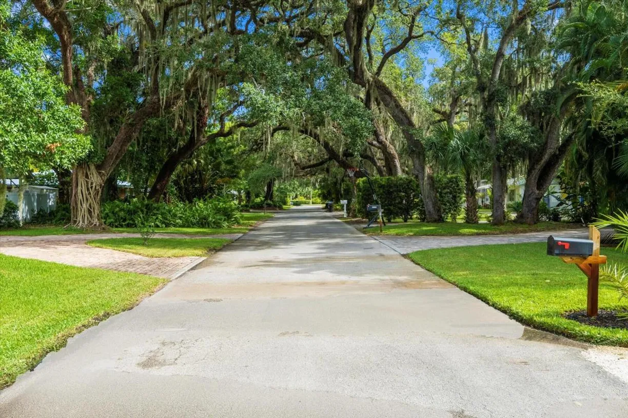 2706 10th Avenue, Vero Beach, FL 32960 Property for rent