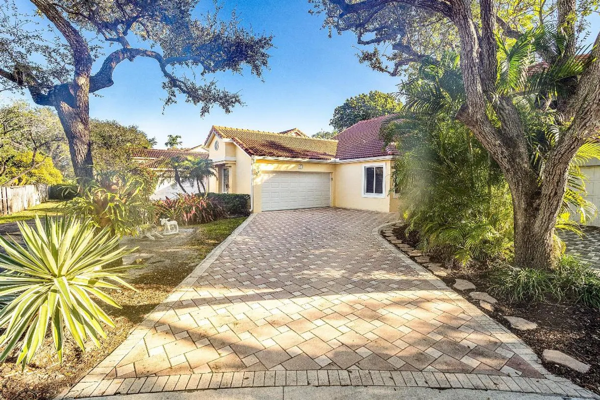 10017 NW 4th Street, Plantation, FL 33324 Property for rent