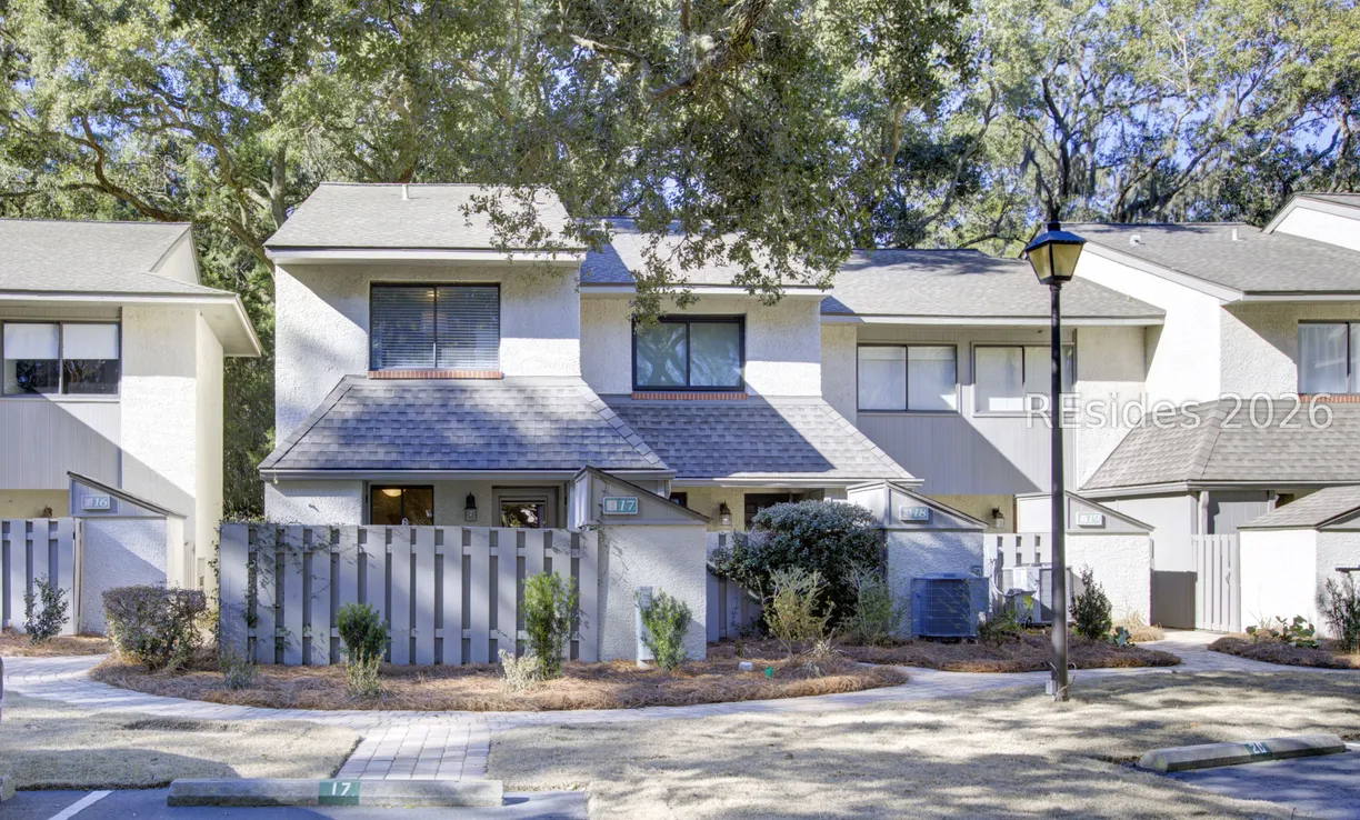 43 Folly Field Road #17, Hilton Head Island, SC 29928 Property for sale