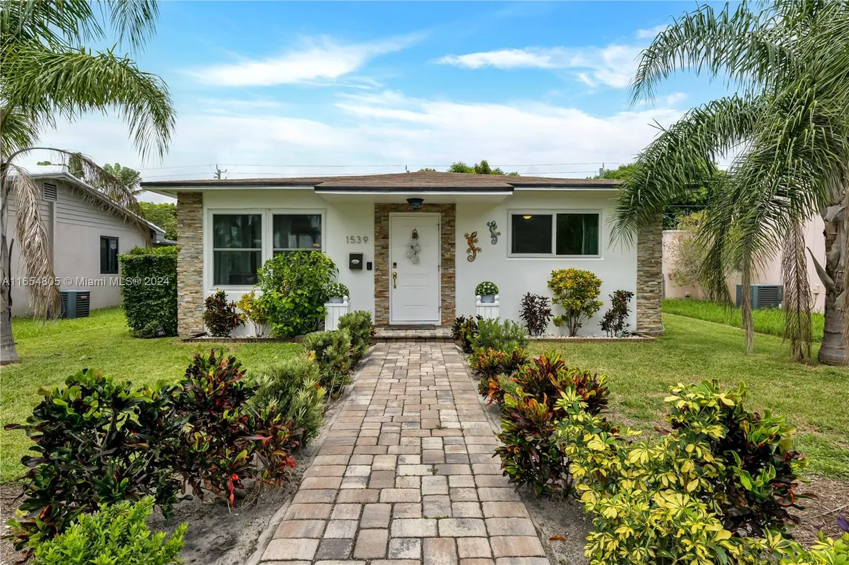 1539 Funston St, Hollywood, FL 33020 Property for sale