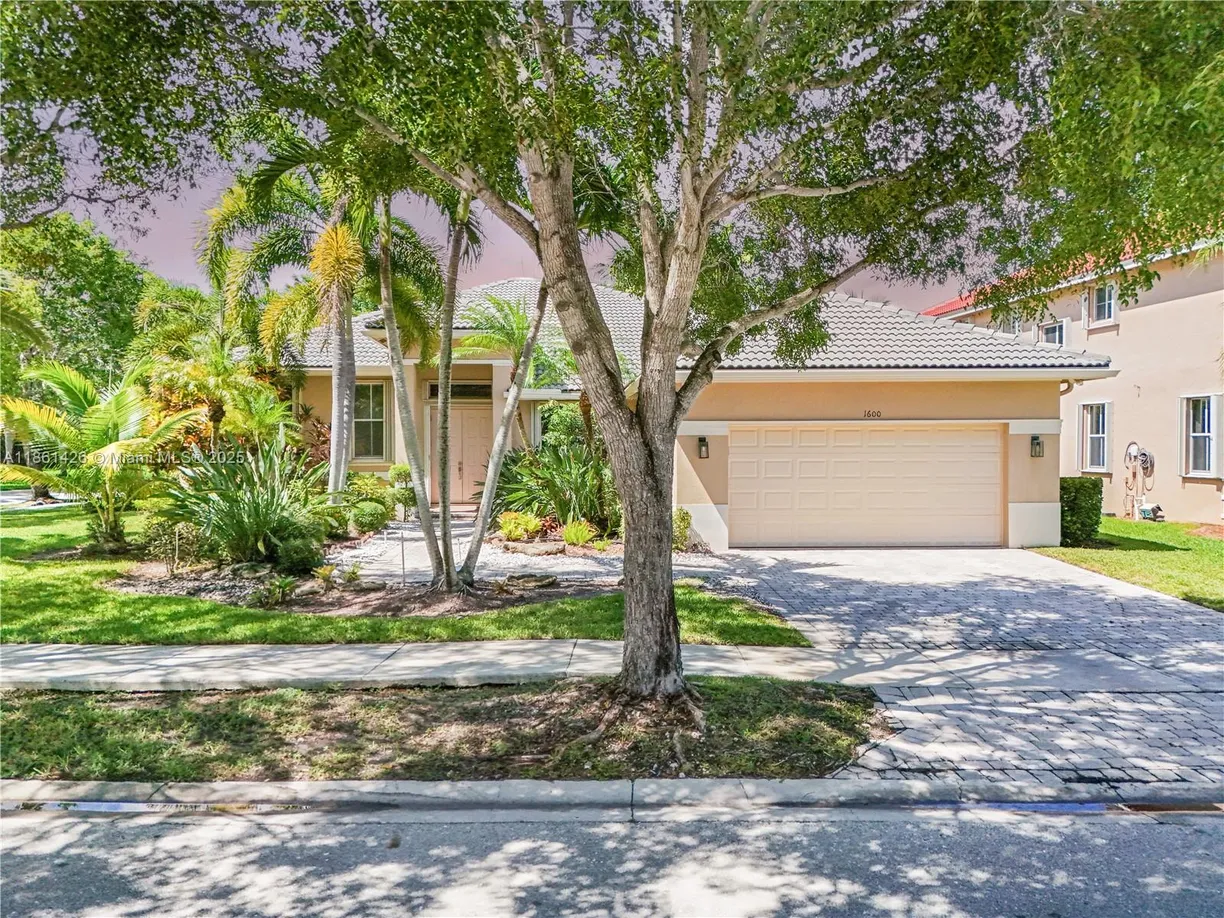 1600 Blue Jay Cir, Weston, FL 33327 Property for sale