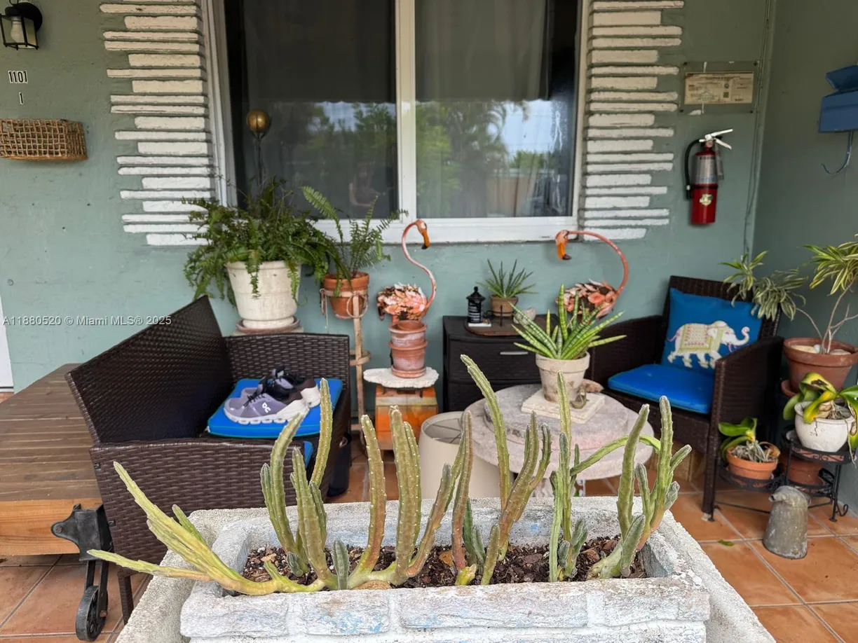 1101 NE 14th Ave #1, Fort Lauderdale, FL 33304 Property for rent