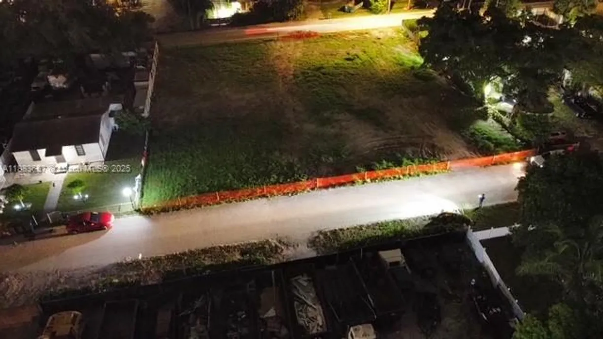 4578 Iris St, West Palm Beach, FL 33417 Property for sale