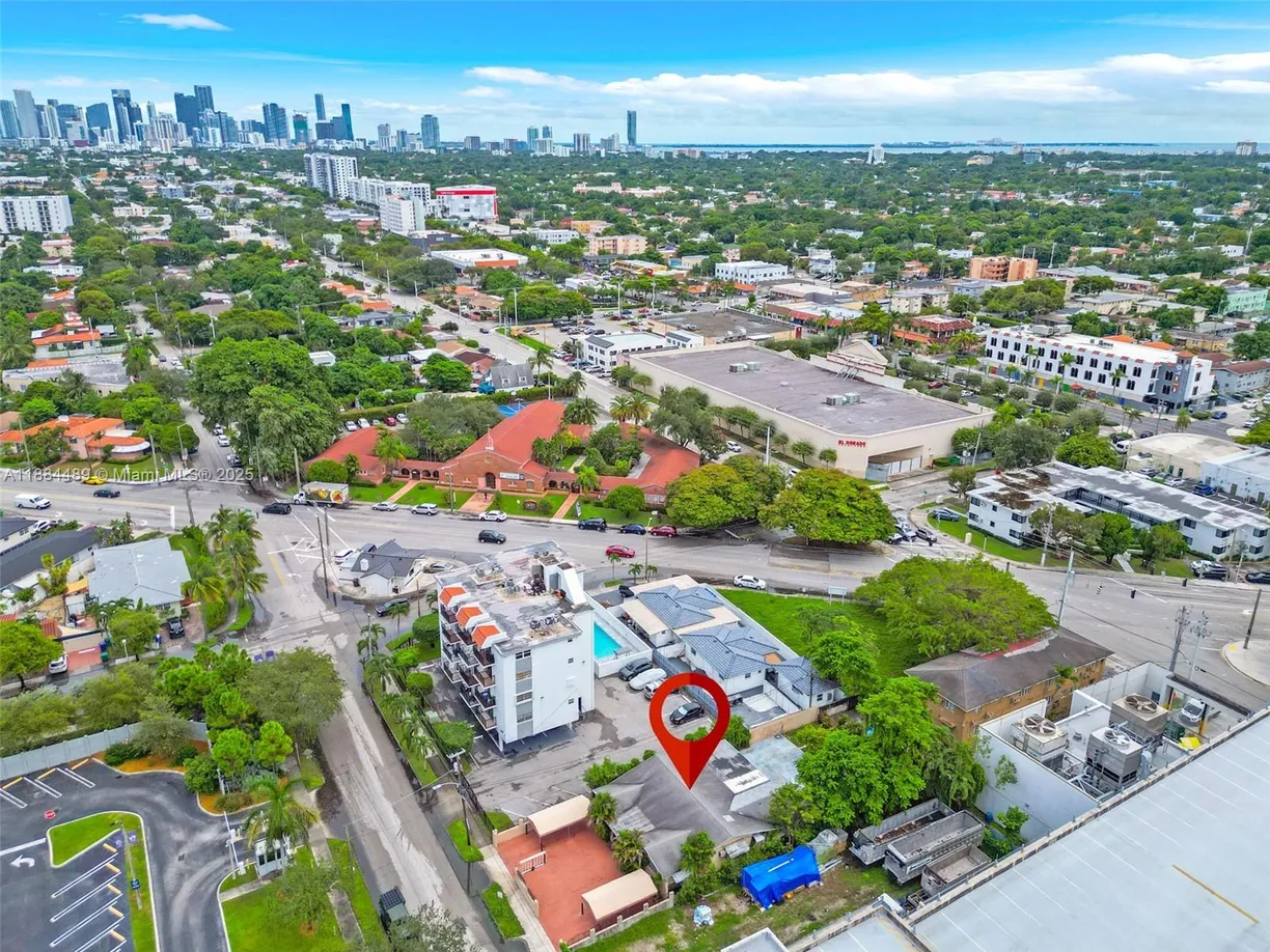 2524 SW 6th St, Miami, FL 33135 Property for sale