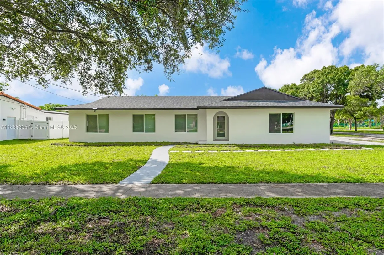 5360 SW 9th St, Plantation, FL 33317 Property for sale