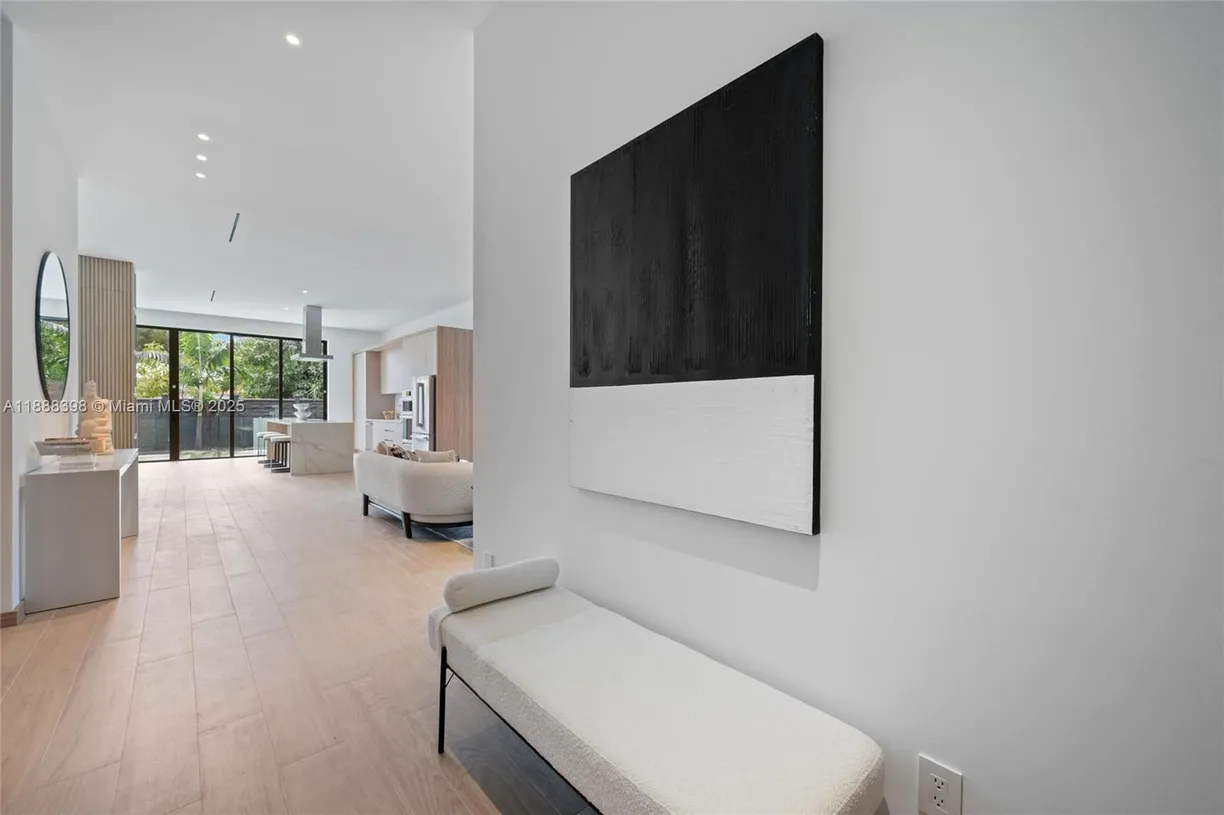 270 NE 46th St, Miami, FL 33137 Property for sale