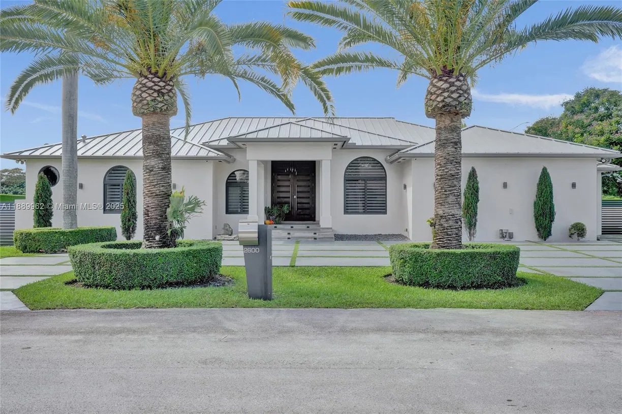2600 SW 128th Ct, Miami, FL 33175 Property for sale