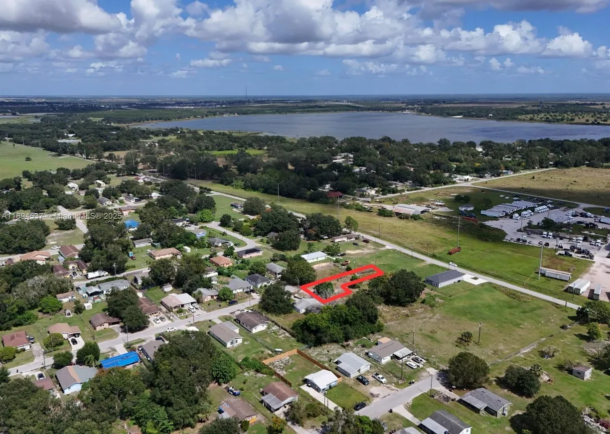 219 SHEILA LANE, Lake Wales, FL 33859 Property for sale