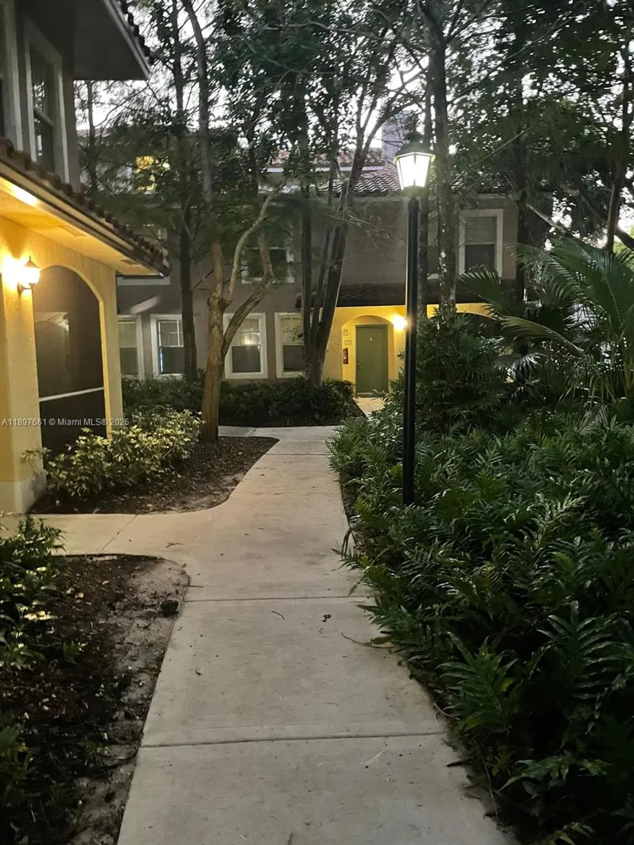 6474 W Sample Rd #6474, Coral Springs, FL 33067 Property for rent