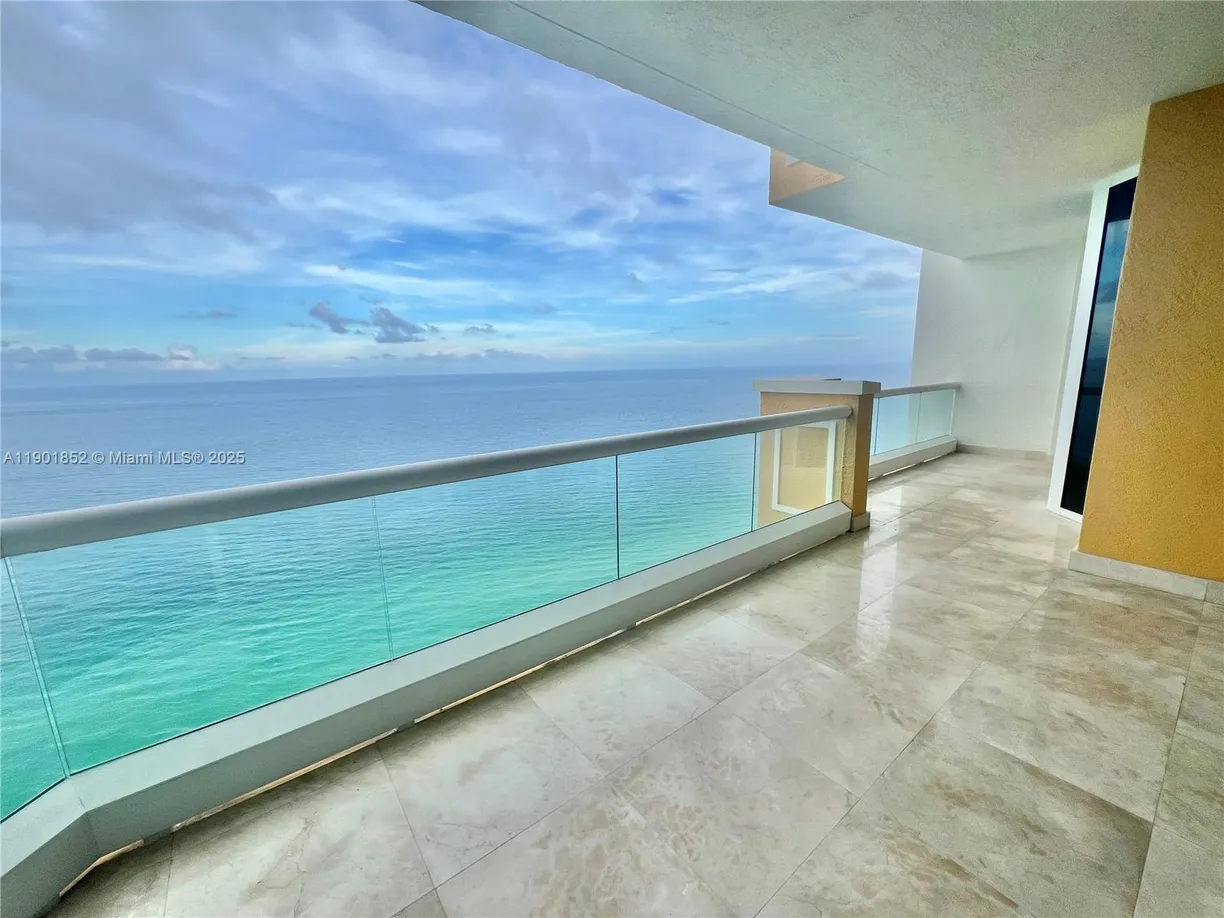 17875 Collins Ave #4305, Sunny Isles Beach, FL 33160 Property for sale