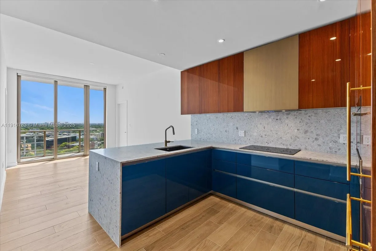 2678 Tigertail Ave #1605, Miami, FL 33133 Property for rent