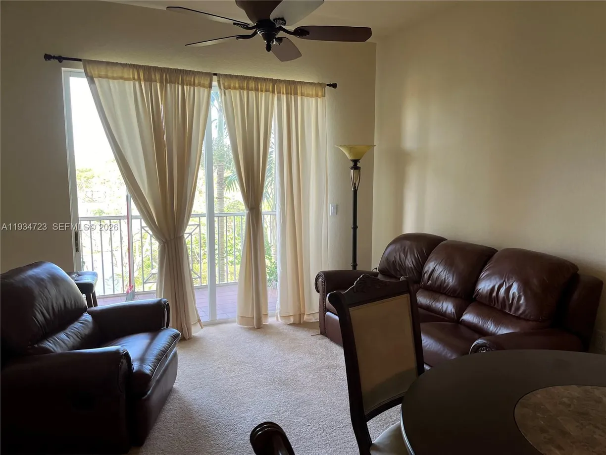 3500 Oaks Clubhouse Dr #308, Pompano Beach, FL 33069 Property for rent