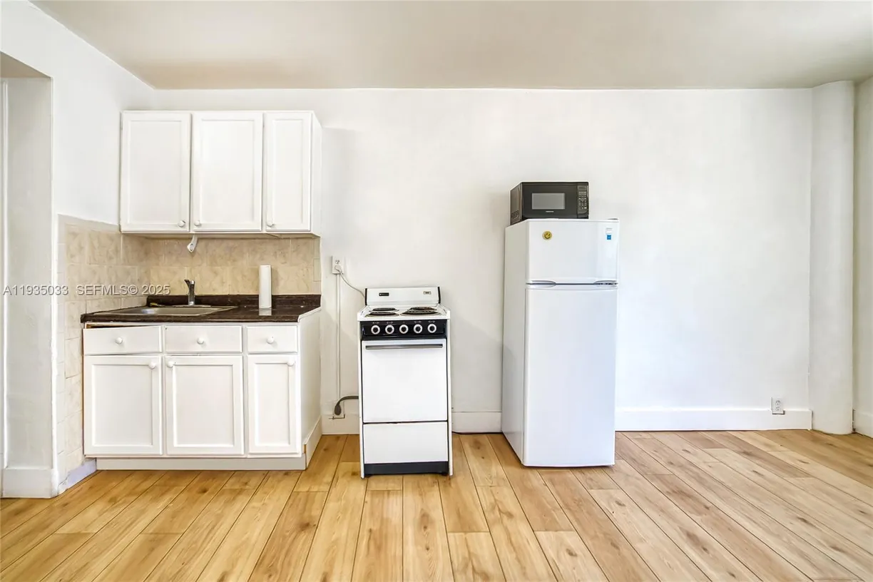 6484 Indian Creek Dr #114, Miami Beach, FL 33141 Property for rent