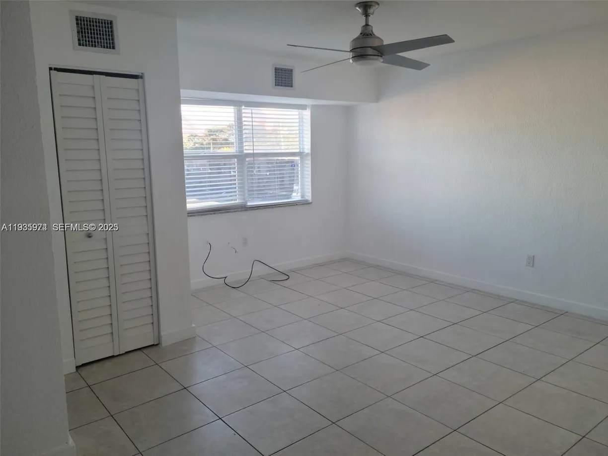 5655 Johnson St #2, Hollywood, FL 33021 Property for rent