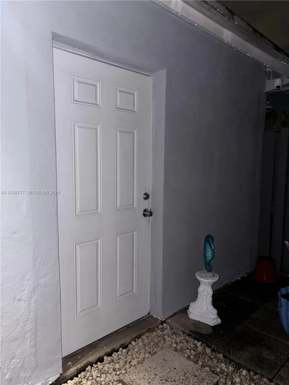 2315 Cleveland St, Hollywood, FL 33020 Property for rent