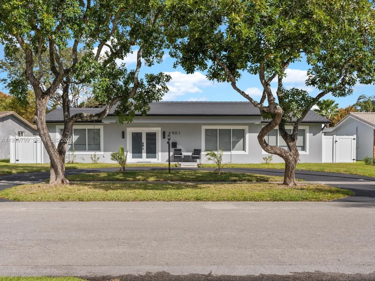 4901 Grant St, Hollywood, FL 33021 Property for sale