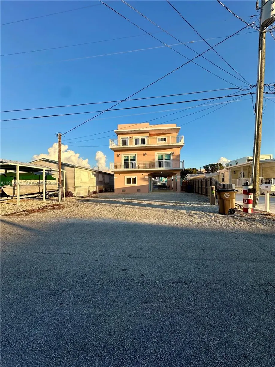 1516 Aqueduct Ln #1, Key Largo, FL 33037 Property for rent