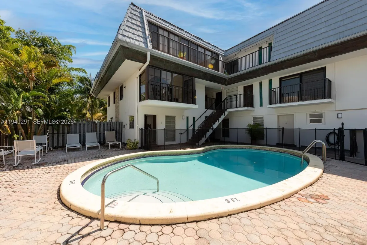 230 Sunrise Dr #5, Key Biscayne, FL 33149 Property for rent